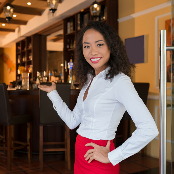 7 Insider Restaurant Sales Tips to Share with Your Team